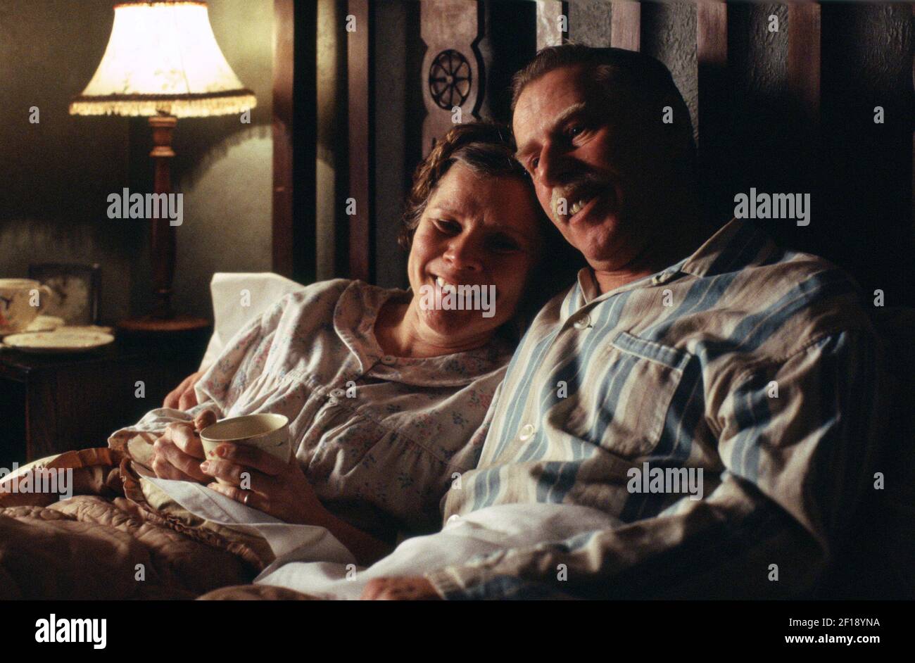 KRT ENTERTAINMENT STORY SLUGGED: TV-TINSEL KRT PHOTOGRAPH BY SIMON MEIN ...