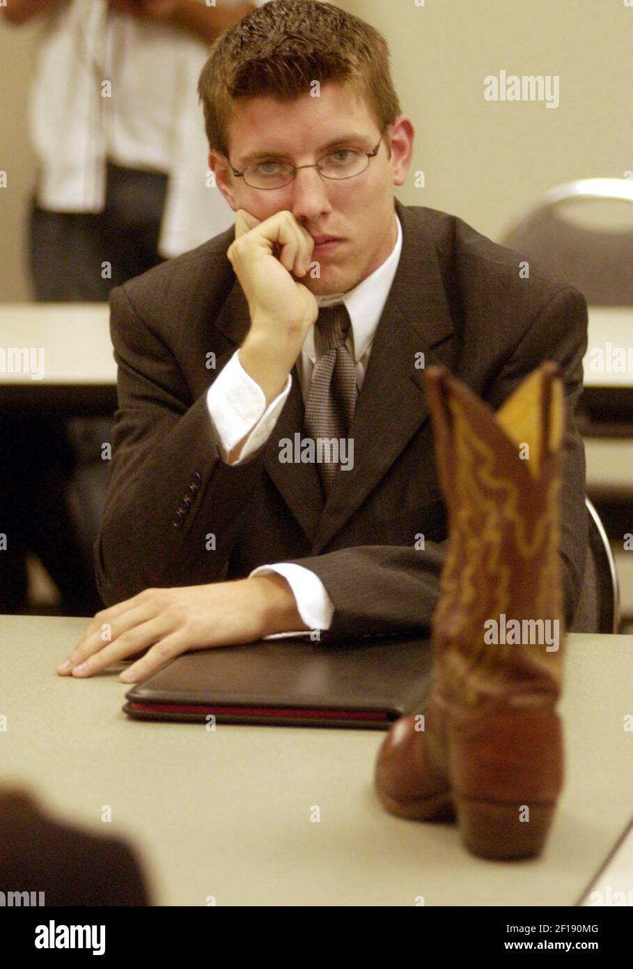 KRT ENTERTAINMENT STORY SLUGGED: APRENTICE KRT PHOTOGRAPH BY TERRY ...