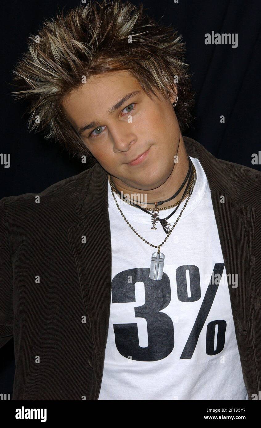 KRT ENTERTAINMENT STORY SLUGGED: RADIOMUSICAWARDS KRT PHOTOGRAPH BY ...