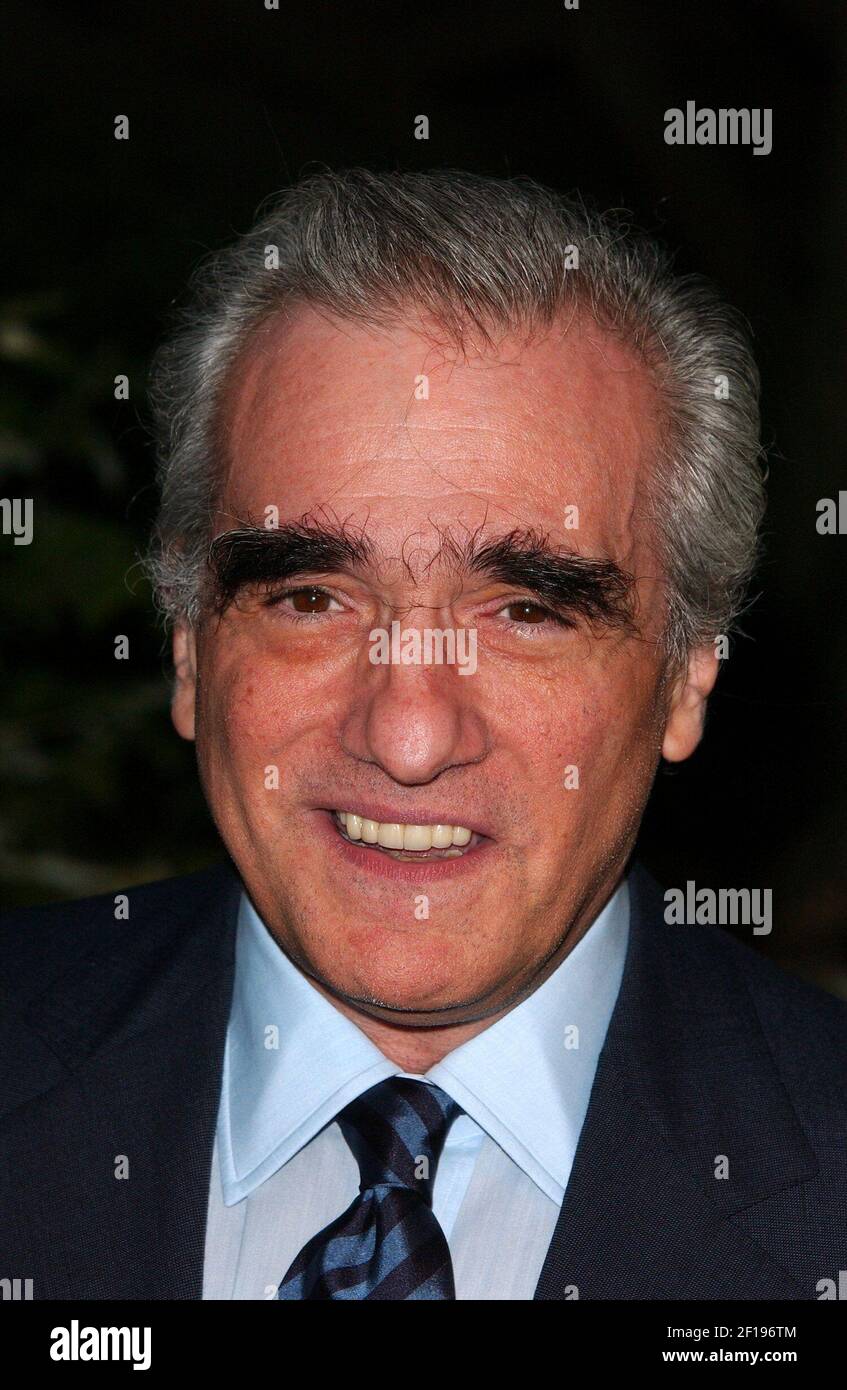 KRT STAND ALONE ENTERTAINMENT PHOTO SLUGGED: SHARKTALE KRT PHOTOGRAPH BY NICOLAS KHAYAT/ABACA ...