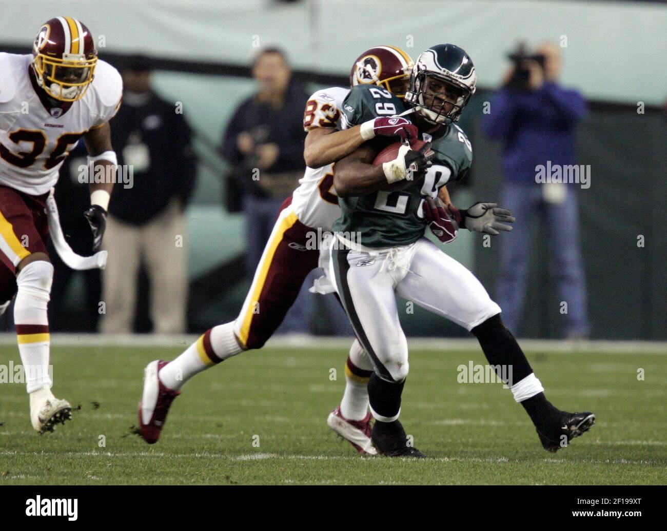 KRT SPORTS STORY SLUGGED: REDSKINS-EAGLES KRT PHOTOGRAPH BY RON CORTES ...