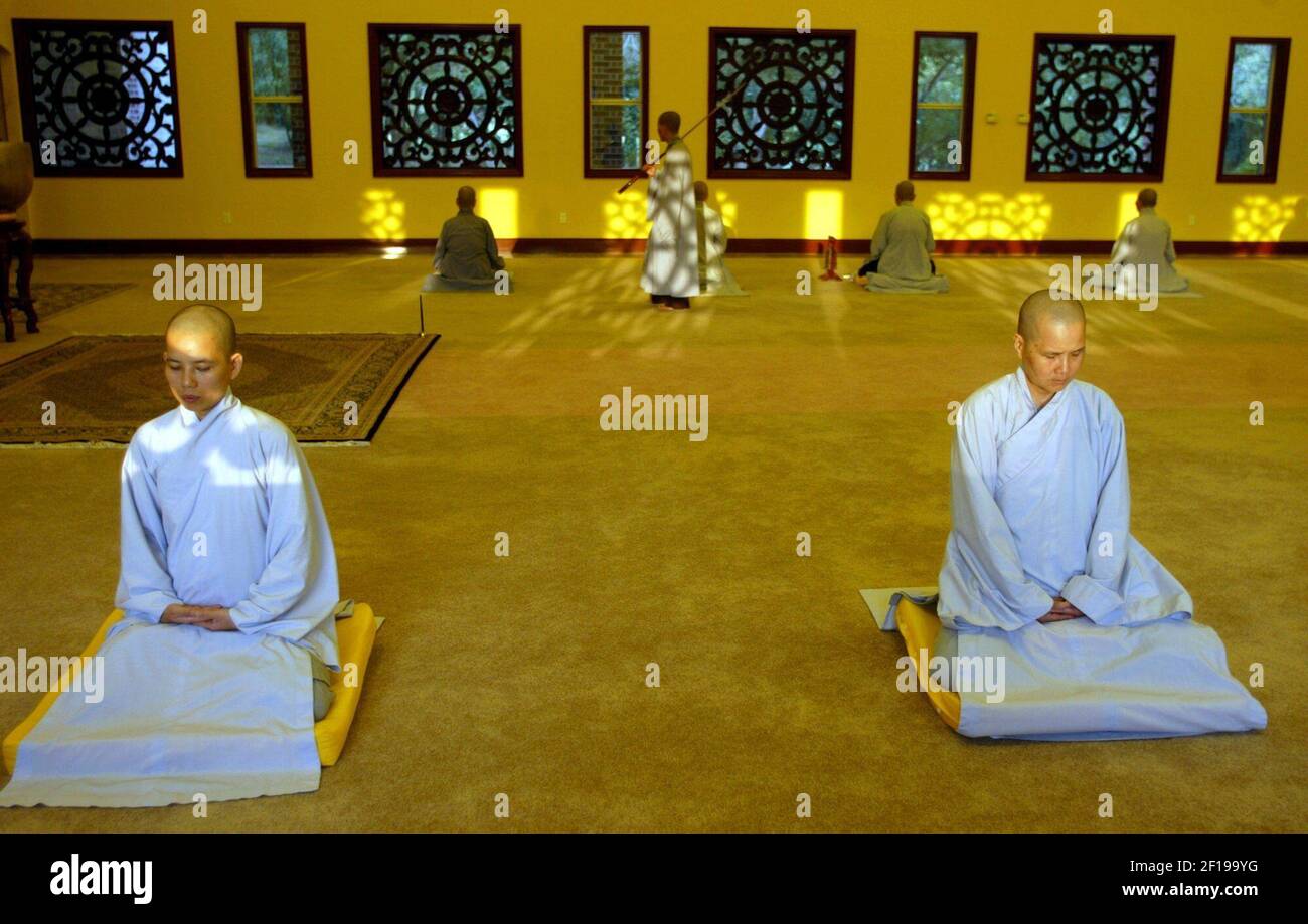 KRT RELIGION STORY SLUGGED: RELIG-BUDDHISTTEMPLE KRT PHOTOGRAPH BY JILL ...