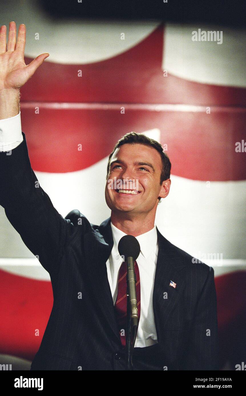 KRT ENTERTAINMENT STORY SLUGGED: MANCHURIANCANDIDATE KRT PHOTOGRAPH BY ...