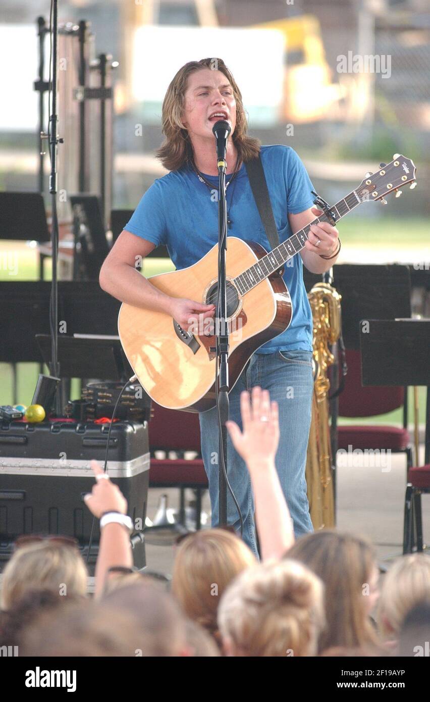 KRT ENTERTAINMENT STORY SLUGGED: MUS-HANSON KRT PHOTO BY TOM/KRT ...