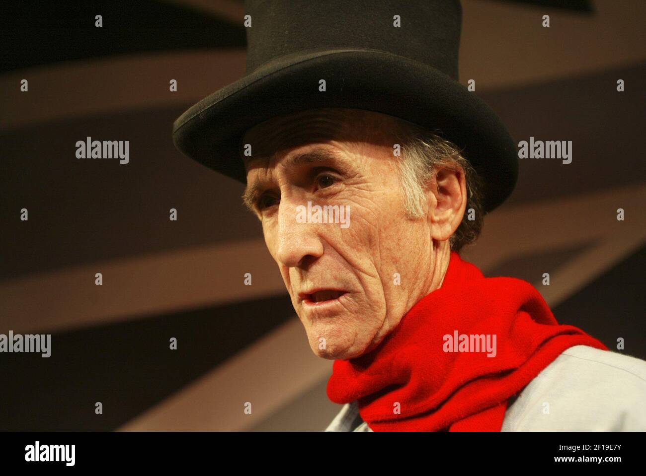 -- NO MAGS, NO SALES -- KRT ENTERTAINMENT STORY SLUGGED: SCROOGE KRT ...