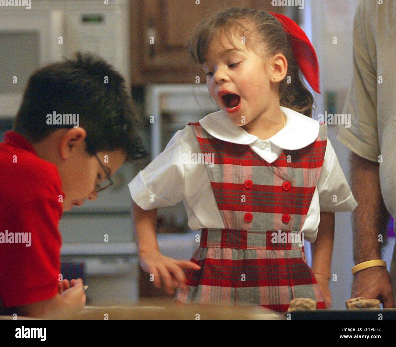 KRT US NEWS STORY SLUGGED: MED-MICROBABY KRT PHOTOGRAPH BY CARL JUSTE ...