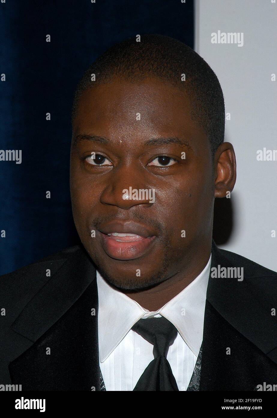 KRT ENTERTAINMENT STAND ALONE PHOTO SLUGGED: PARALYSIS KRT PHOTOGRAPH ...