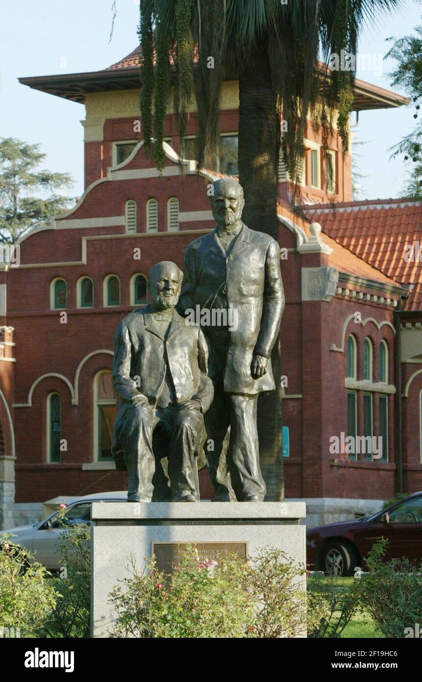 -- NO MAGS, NO SALES -- KRT TRAVEL STORY SLUGGED: UST-ORANGE KRT ...