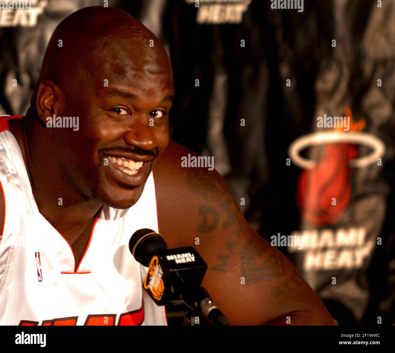 Miami, FL--Miami Heat center Shaquille O'Neal smiles at the press ...