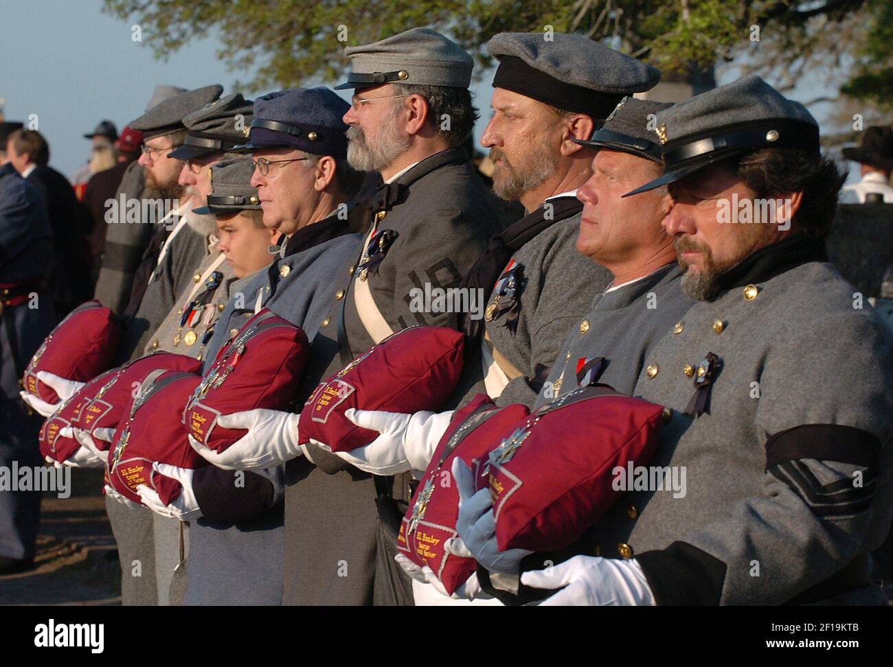 H. l. hunley charleston hi-res stock photography and images - Alamy