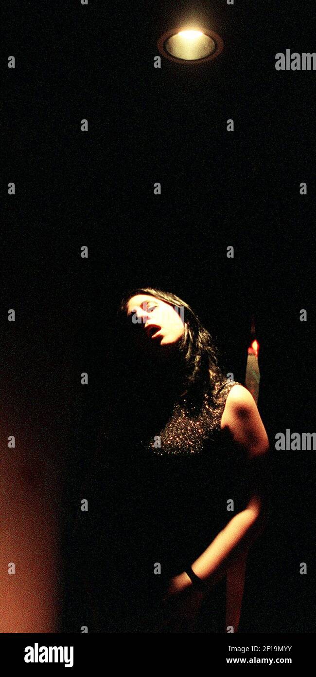 -- NO MAGS, NO SALES -- KRT ENTERTAINMENT STORY SLUGGED: CABARET KRT ...