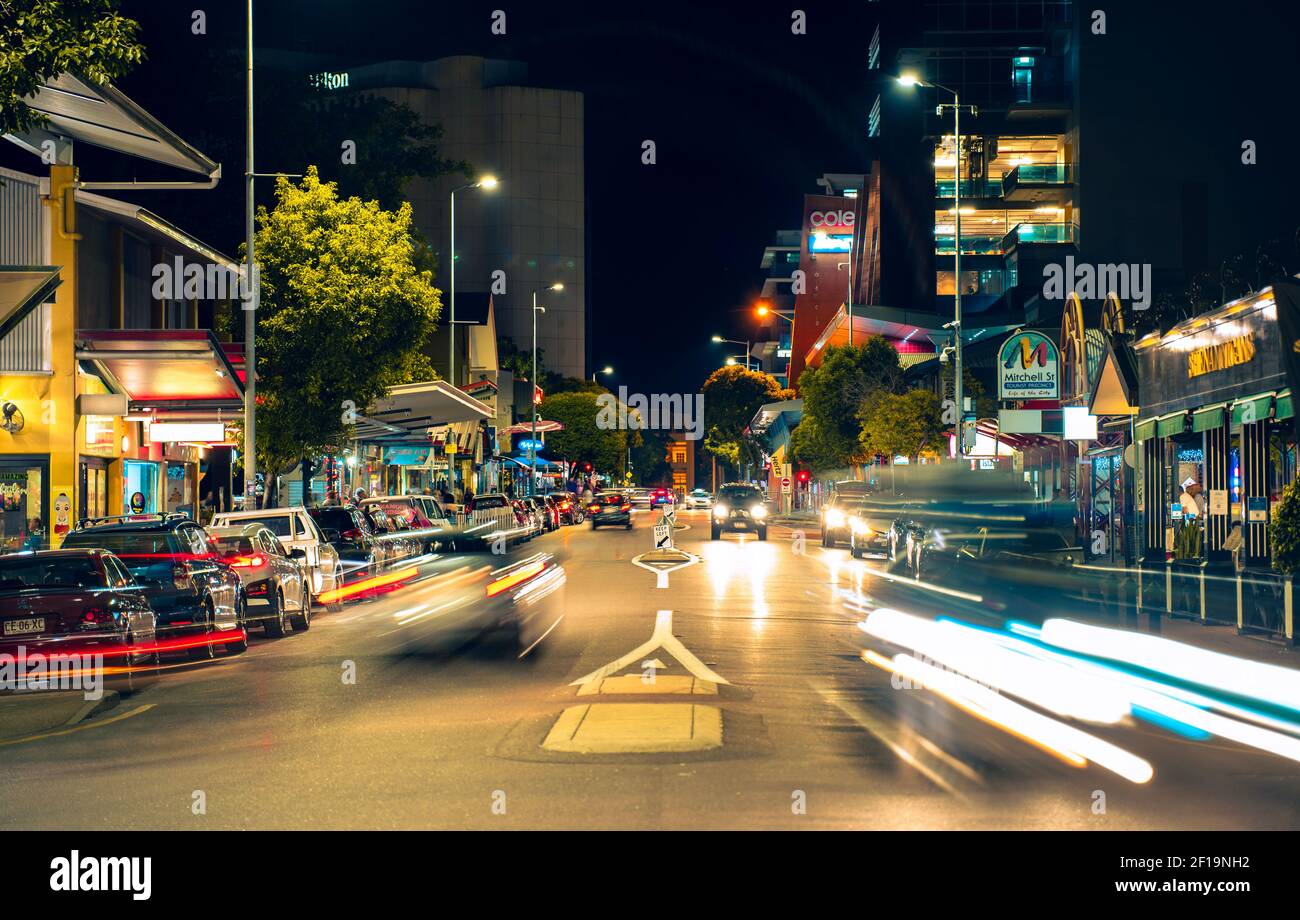 Nightlife buzz hi-res stock photography and images - Alamy