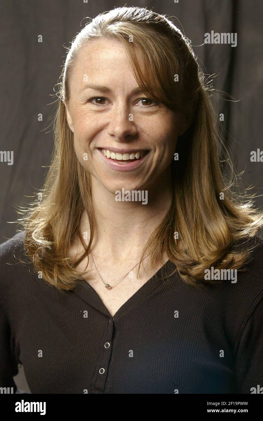 051504 - NEW YORK - Tara Cunningham, USA Weightlifting Stock Photo - Alamy