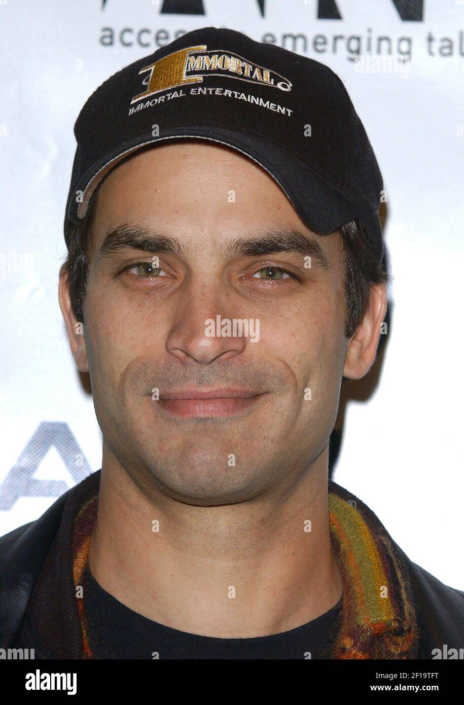 KRT STAND ALONE ENTERTAINMENT PHOTO SLUGGED: KISSTHEBRIDE KRT PHOTO BY ...