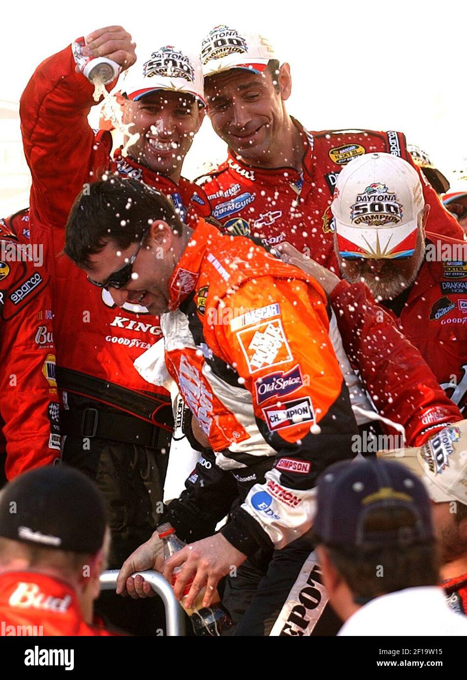 KRT SPORTS STORY SLUGGED: NASCAR KRT PHOTOGRAPH BY JEFF SINER/CHARLOTTE ...