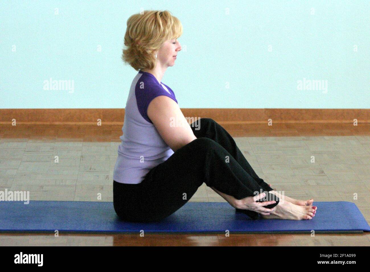 KRT LIFESTYLE STORY SLUGGED: HEALTH-PILATES KRT PHOTOGRAPH BY JOYCE ...