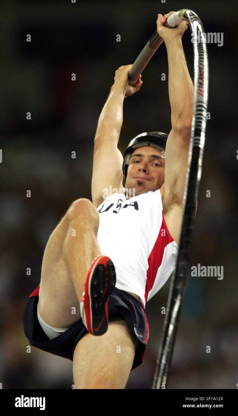 KRT SPORTS STORY SLUGGED: OLY-TRACK KRT PHOTO BY DAVID EULITT/KANSAS ...