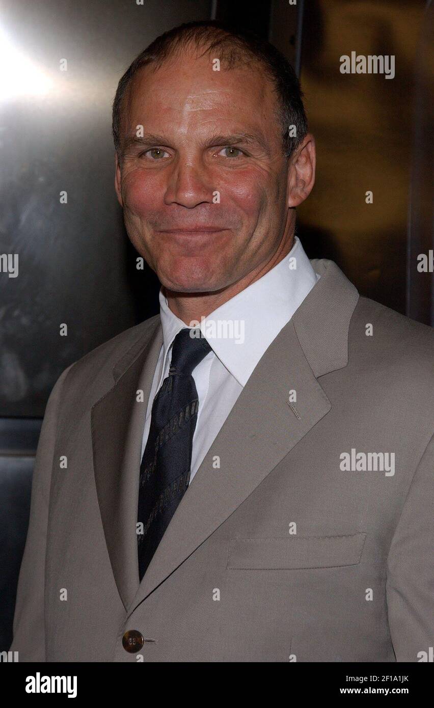 KRT ENTERTAINMENT STAND ALONE PHOTO SLUGGED: FINALDESTINATION2 KRT ...