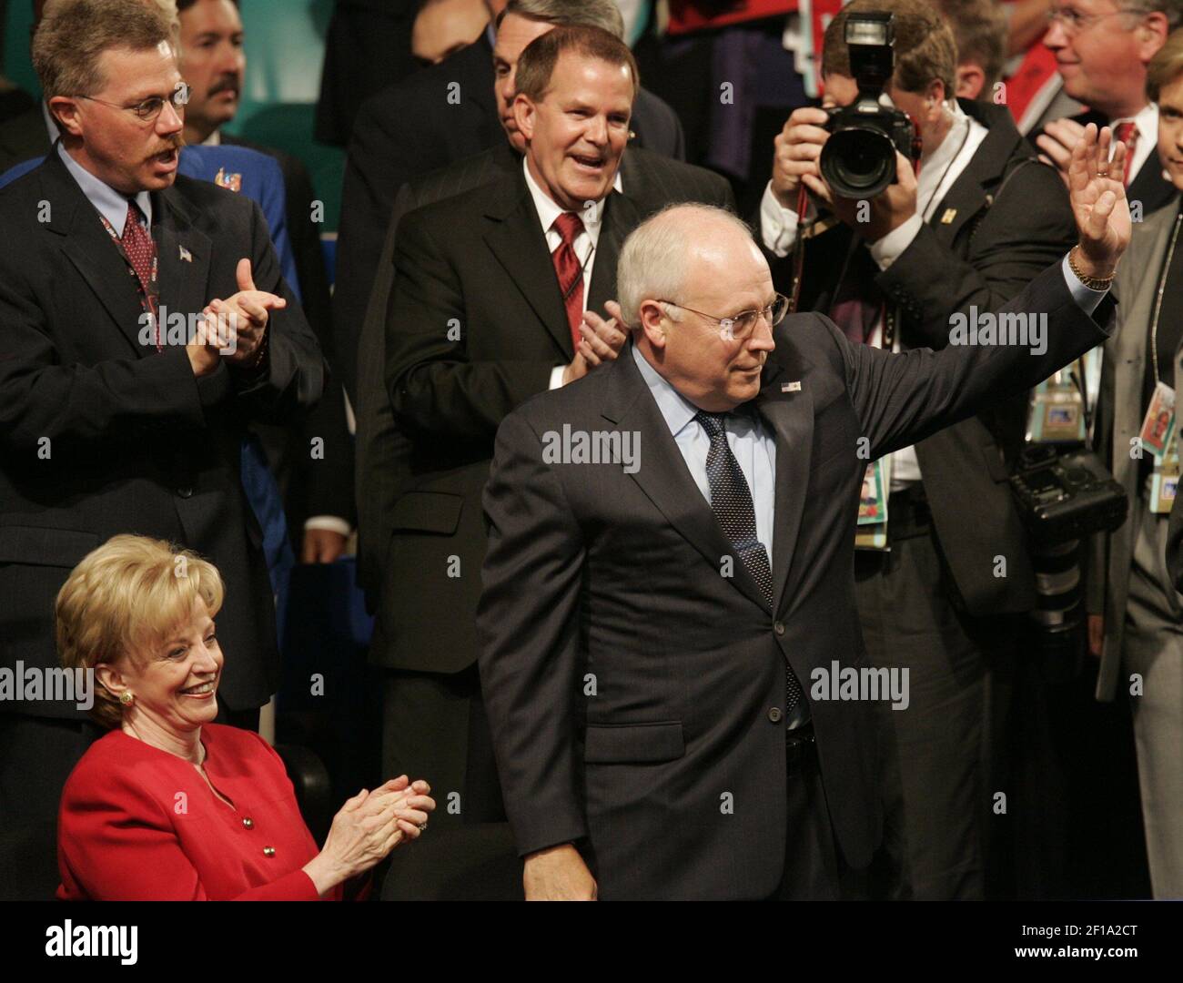 KRT US NEWS STORY SLUGGED: CVN-GOP KRT PHOTOGRAPH BY CHUCK KENNEDY/KRT ...