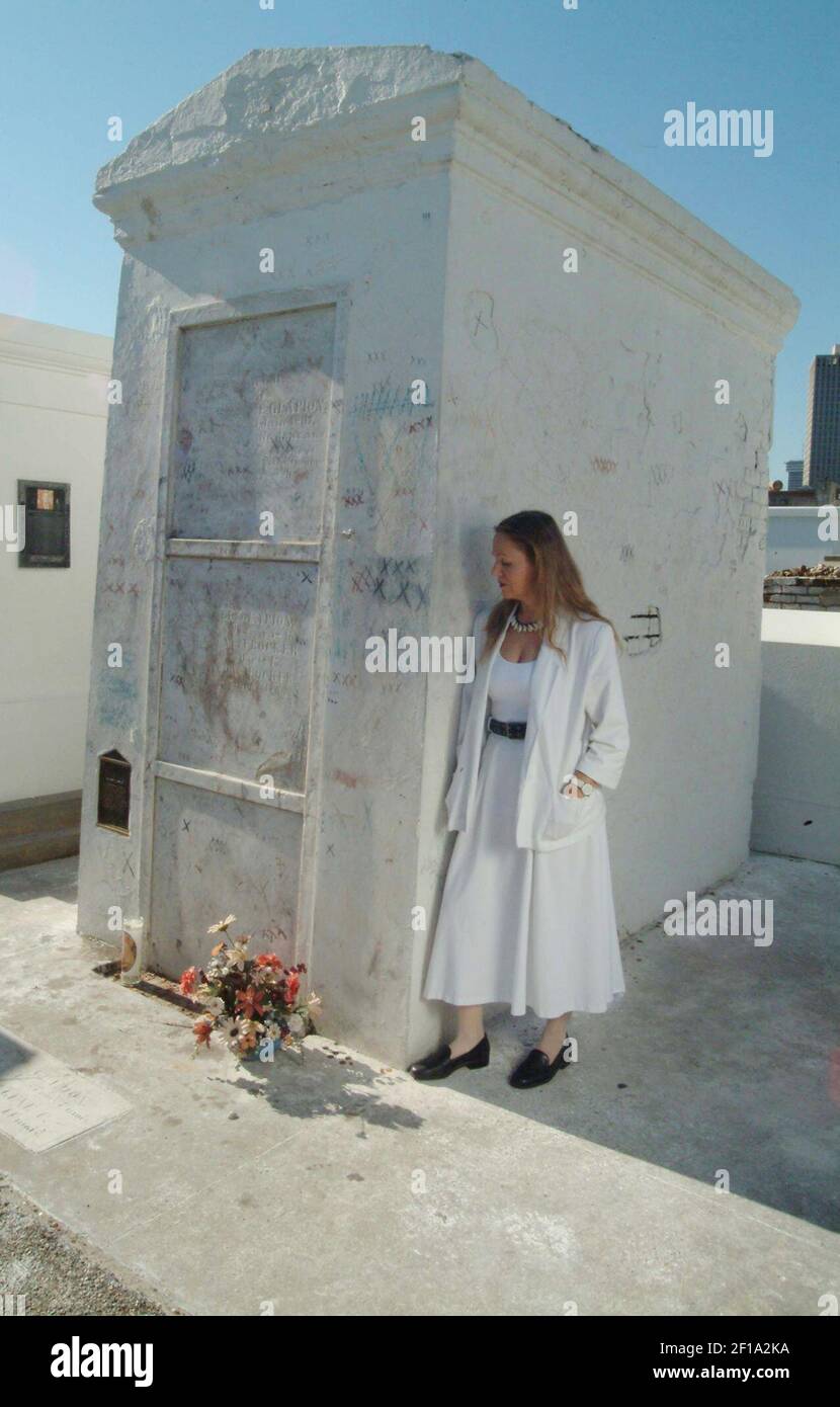 -- NO MAGS, NO SALES -- KRT US NEWS STORY SLUGGED: VOODOO KRT ...