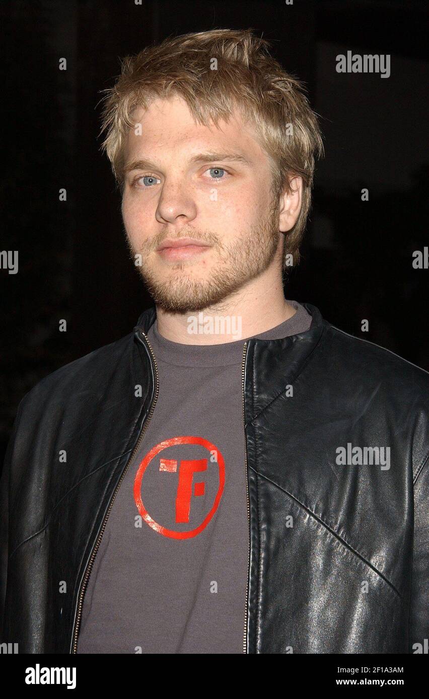 KRT ENTERTAINMENT STAND ALONE PHOTO SLUGGED: FINALDESTINATION2 KRT ...