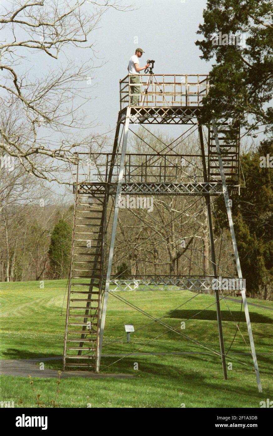 KRT TRAVEL STORY SLUGGED: UST-SERPENTMOUND KRT PHOTOGRAPH BY BOB ...