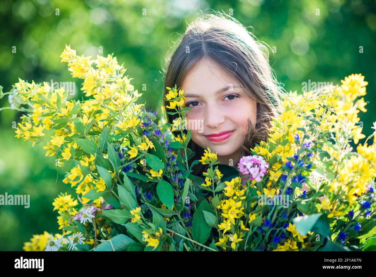 Summer portrait romantic girl hi-res stock photography and images - Alamy