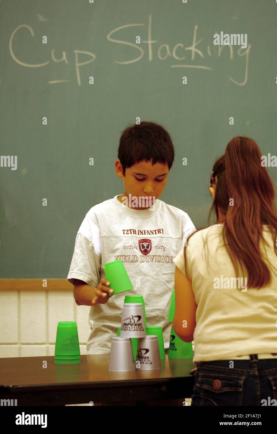 KRT LIFESTYLE STORY SLUGGED: FAM-CUPSTACK KRT PHOTO BY DAVID PULLIAM ...