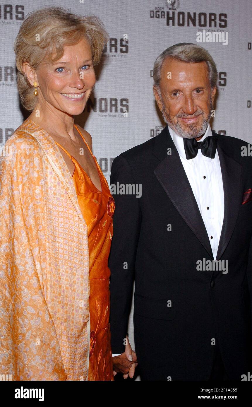 Roy Scheider and his wife arrive at the 5th Annual DGA Honors Gala ...