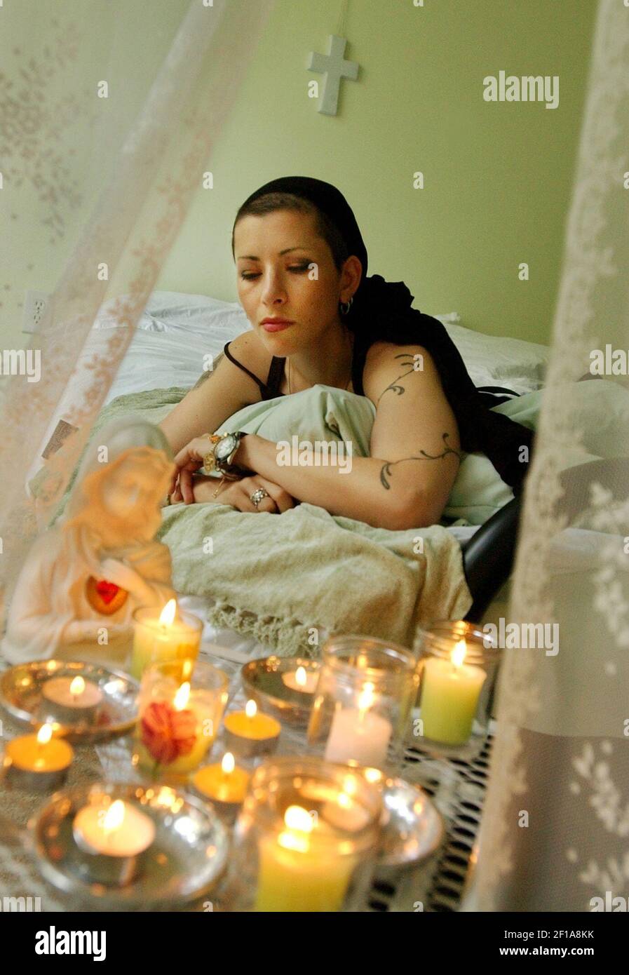 KRT US NEWS STORY SLUGGED: ATTACKS-CHANGE KRT PHOTOGRAPH BY CANDACE BARBOT/MIAMI HERALD (FORT ...