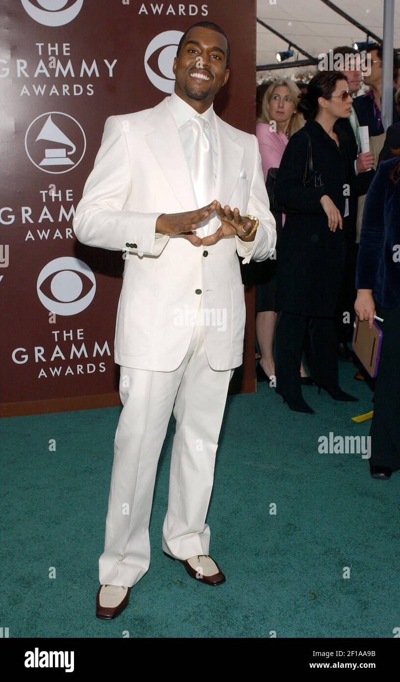 KRT ENTERTAINMENT STORY SLUGGED: MUS-GRAMMYS KRT PHOTOGRAPH BY HAHN ...