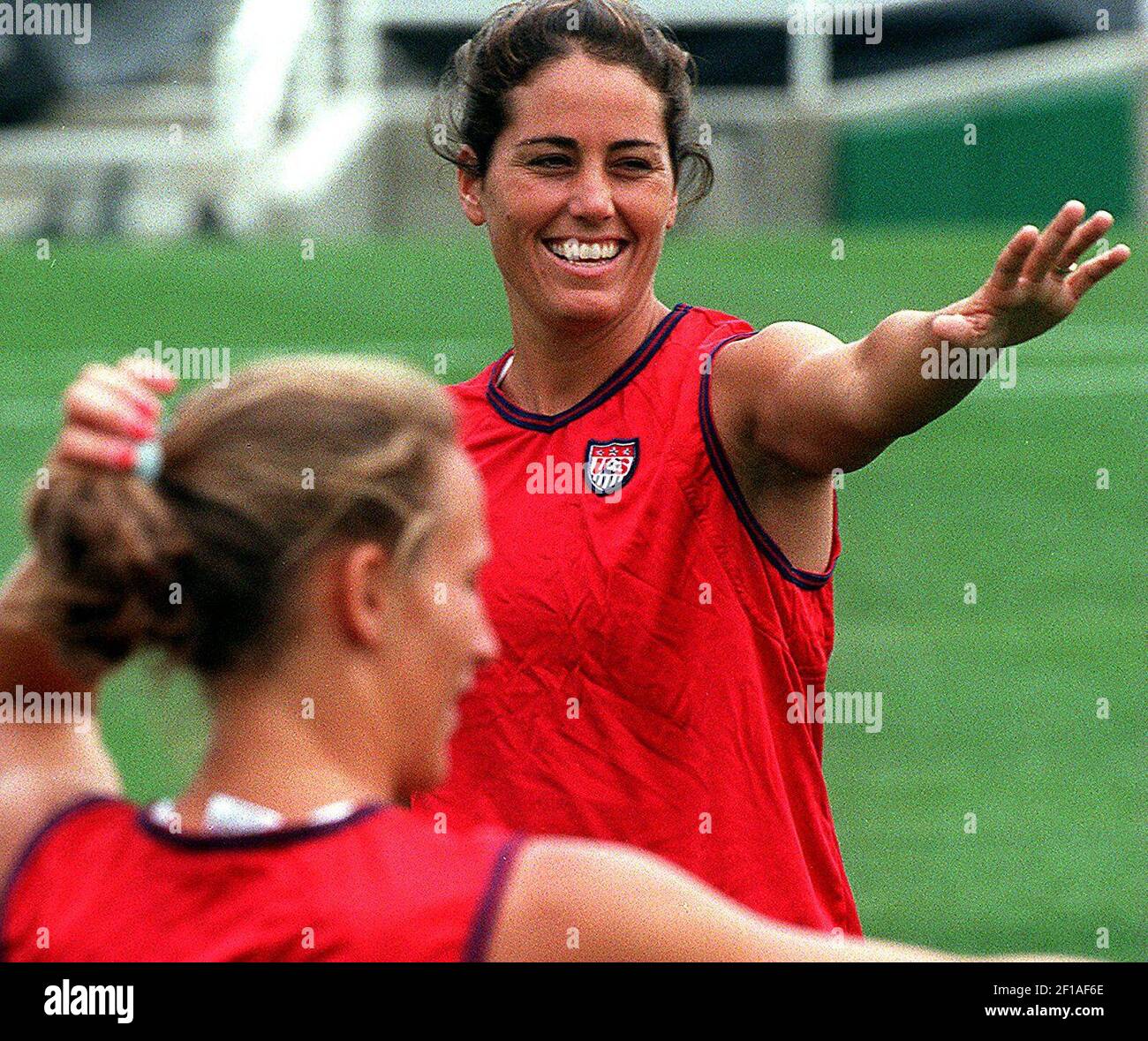 KRT SPORTS STORY SLUGGED: USWOMEN KRT PHOTO BY BRUCE CHAMBERS/ORANGE ...