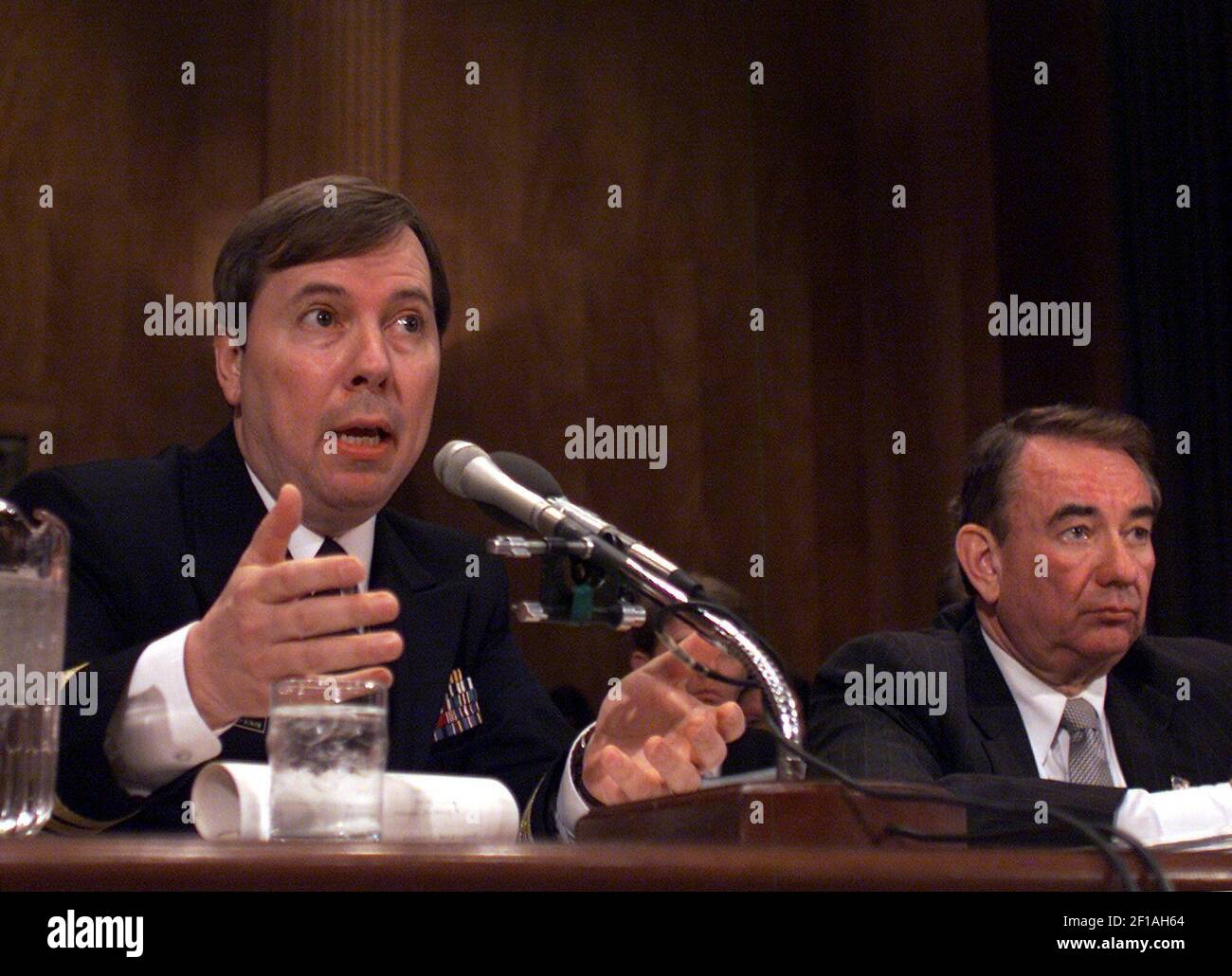 KRT US NEWS STORY SLUGGED: ANTHRAX-USREACTION KRT PHOTOGRAPH BY CHUCK ...