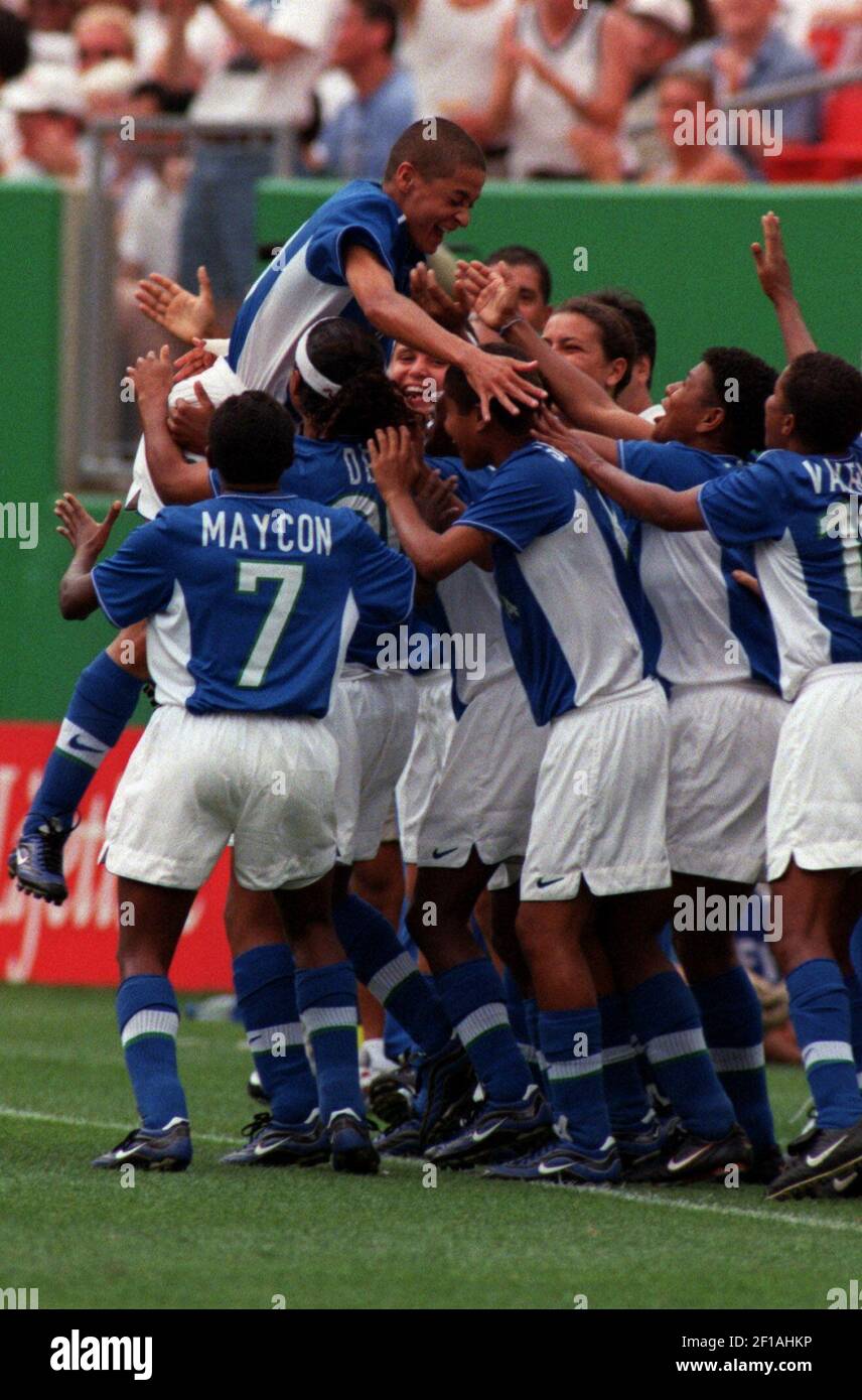KRT SPORTS STORY SLUGGED: WORLDCUP KRT PHOTO BY GEORGE BRIDGES/KRT ...