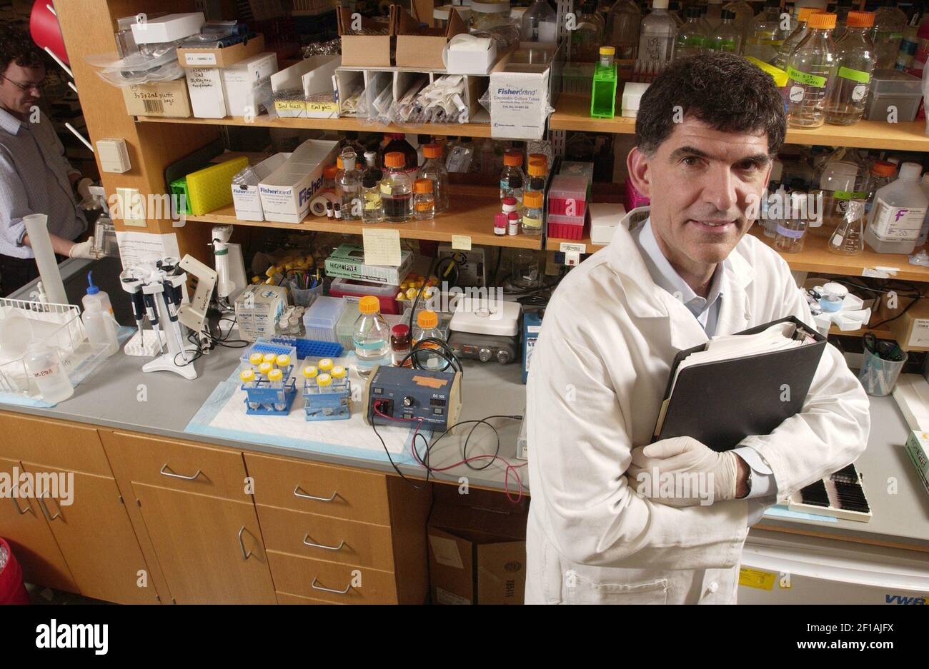 KRT US NEWS STORY SLUGGED: MED-HEARTDOCTOR KRT PHOTOGRAPH BY GERALD S ...