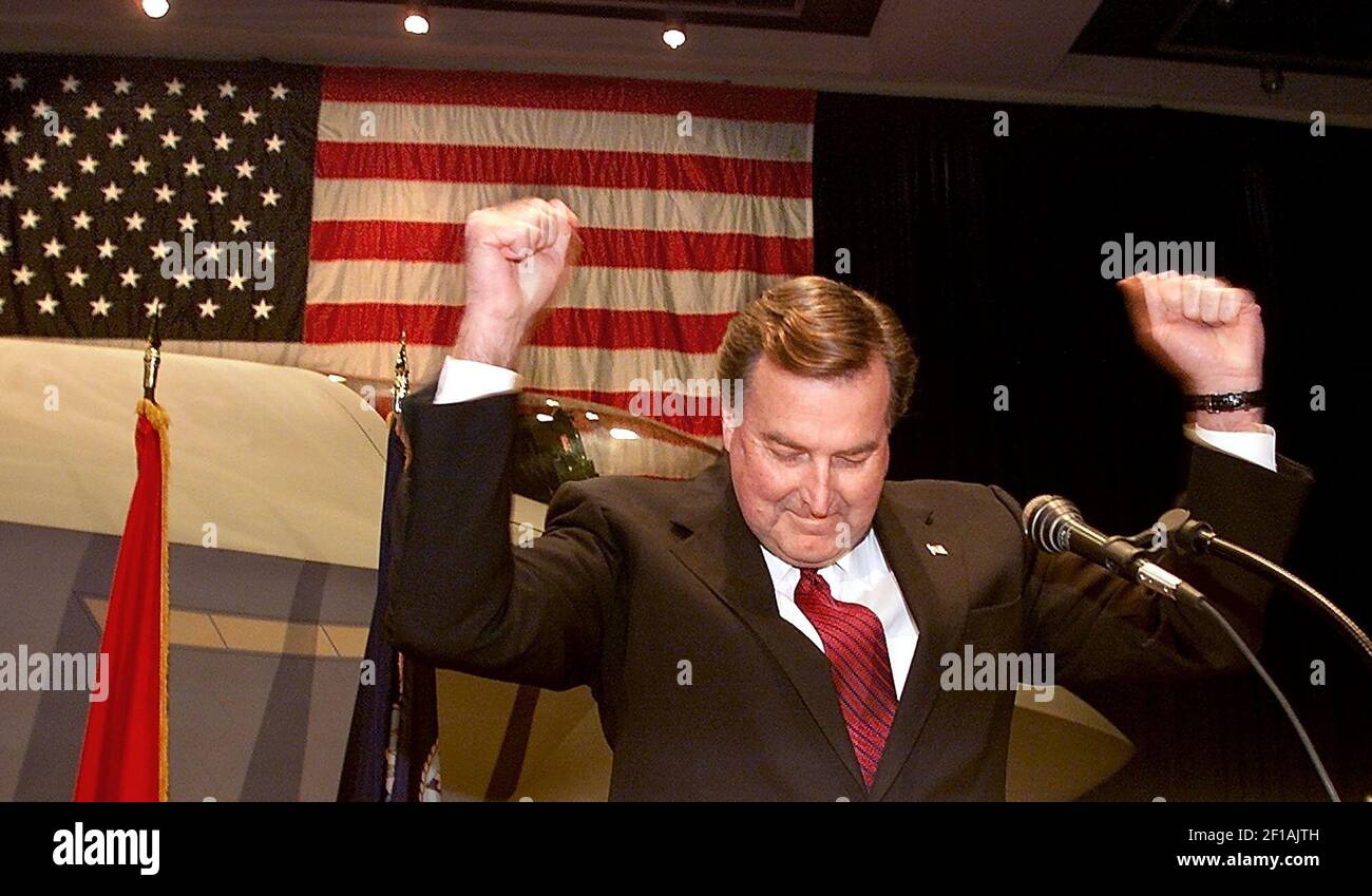 KRT US NEWS STORY SLUGGED: LOCKHEED KRT PHOTOGRAPH BY RON T. ENNIS/FORT ...