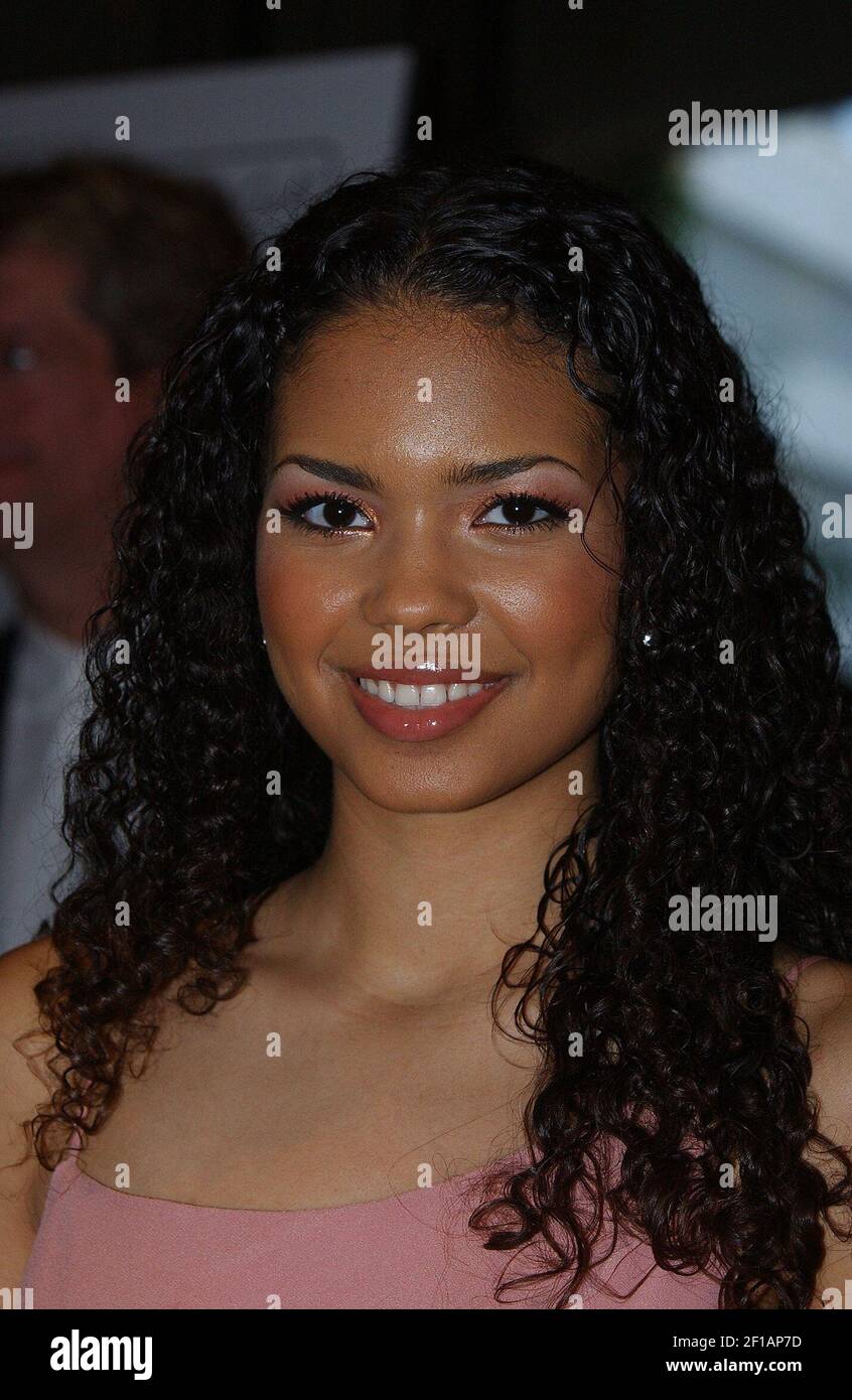 KRT ENTERTAINMENT STORY SLUGGED: MAKEUP KRT PHOTOGRAPH BY LIONEL HAHN ...