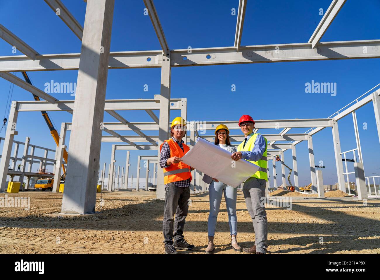Construction teamwork hi-res stock photography and images - Alamy