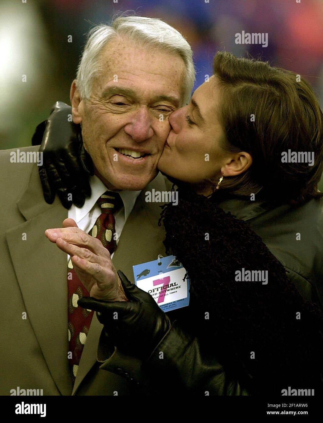 KRT SPORTS STORY SLUGGED: PANTHERS-BILLS KRT PHOTO BY JEFF SINER ...