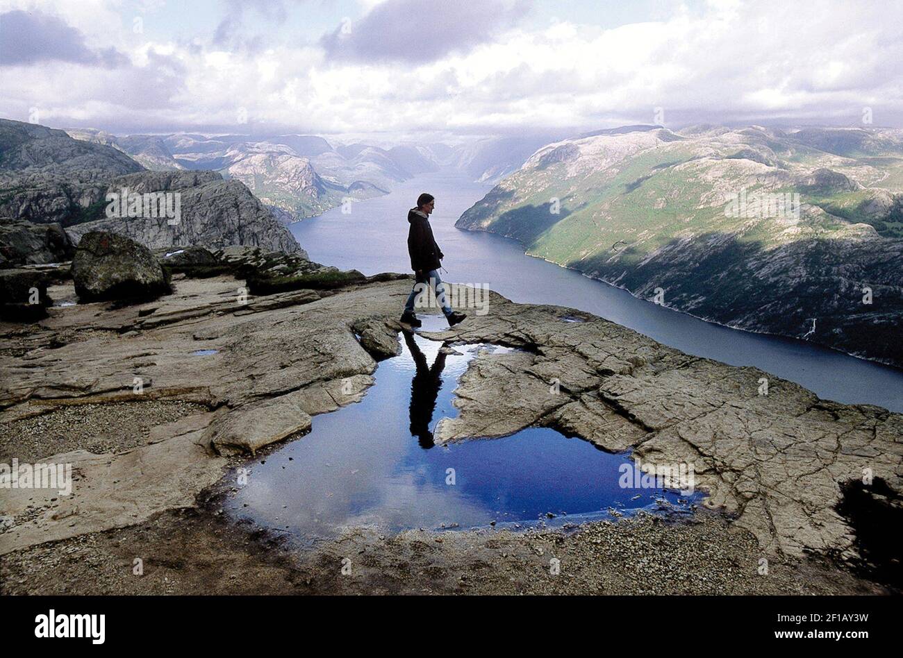 (KRT10) KRT TRAVEL STORY SLUGGED: NORWAY KRT PHOTO BY JIM ROBINSON ...