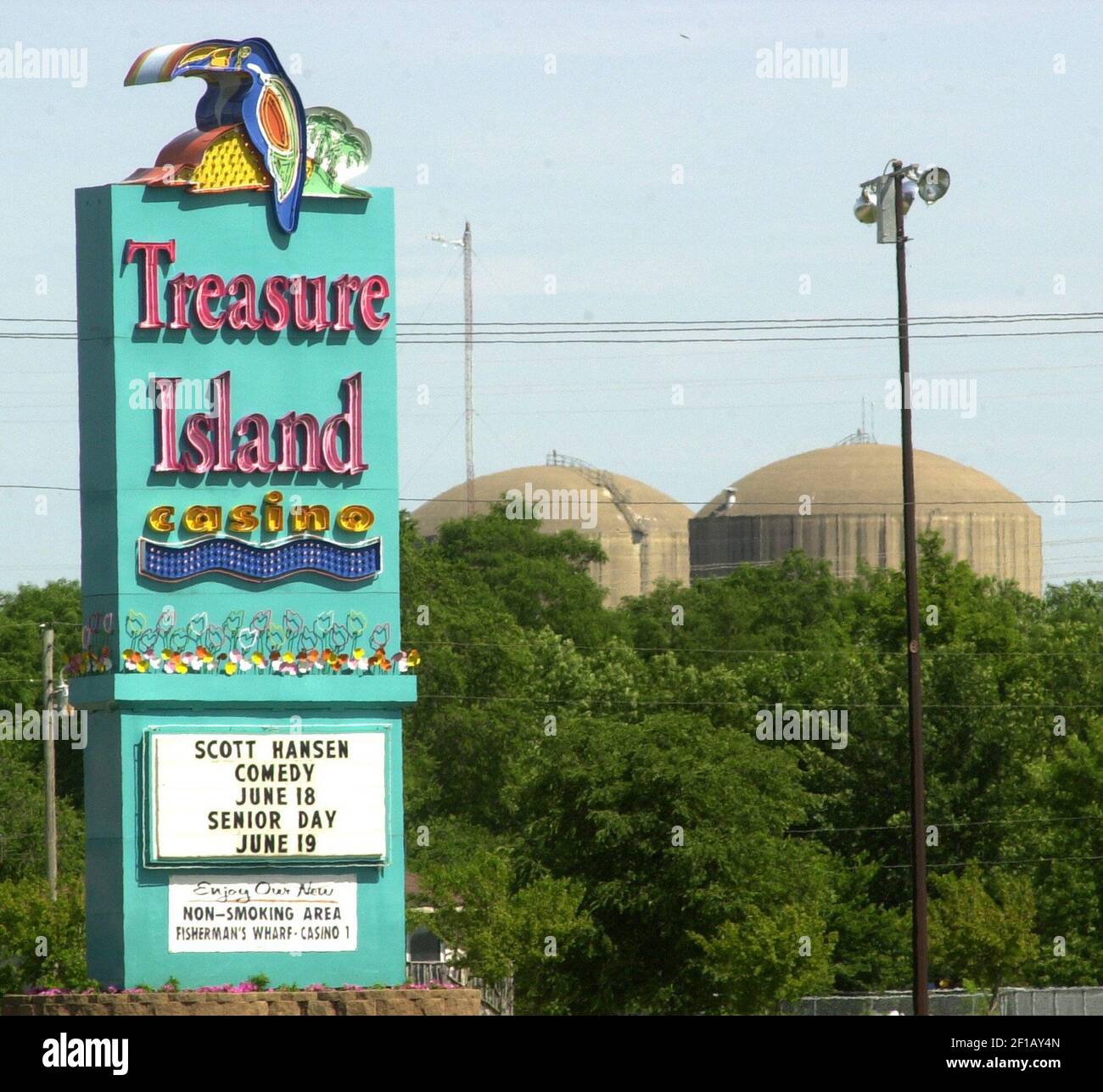 KRT US NEWS STORY SLUGGED: YUCCA-ALTERNATIVES KRT PHOTOGRAPH BY JAY ...