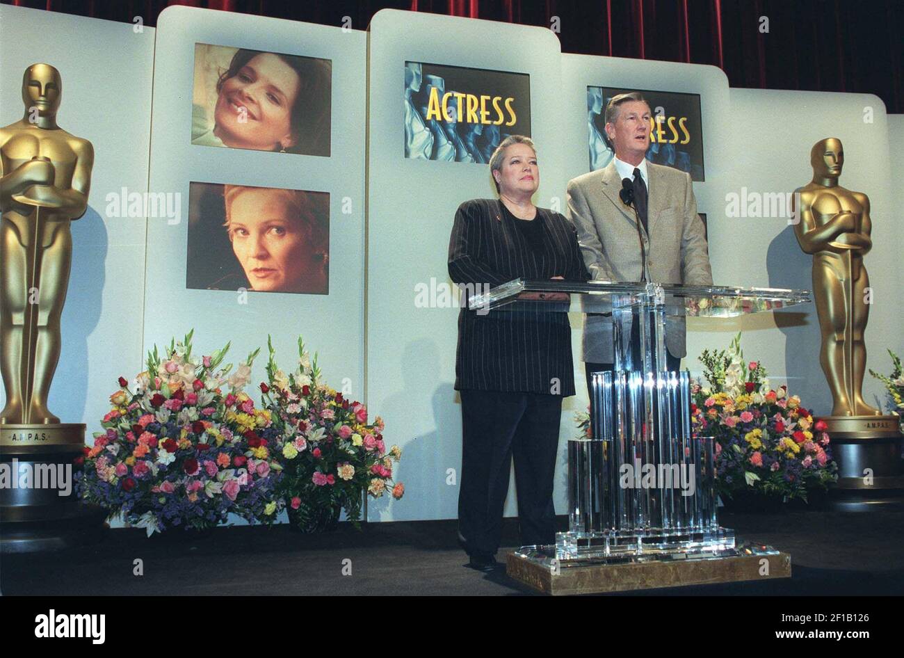 KRT ENTERTAINMENT STORY SLUGGED: OSCARS KRT PHOTOGRAPH BY TAMMY LECHNER ...