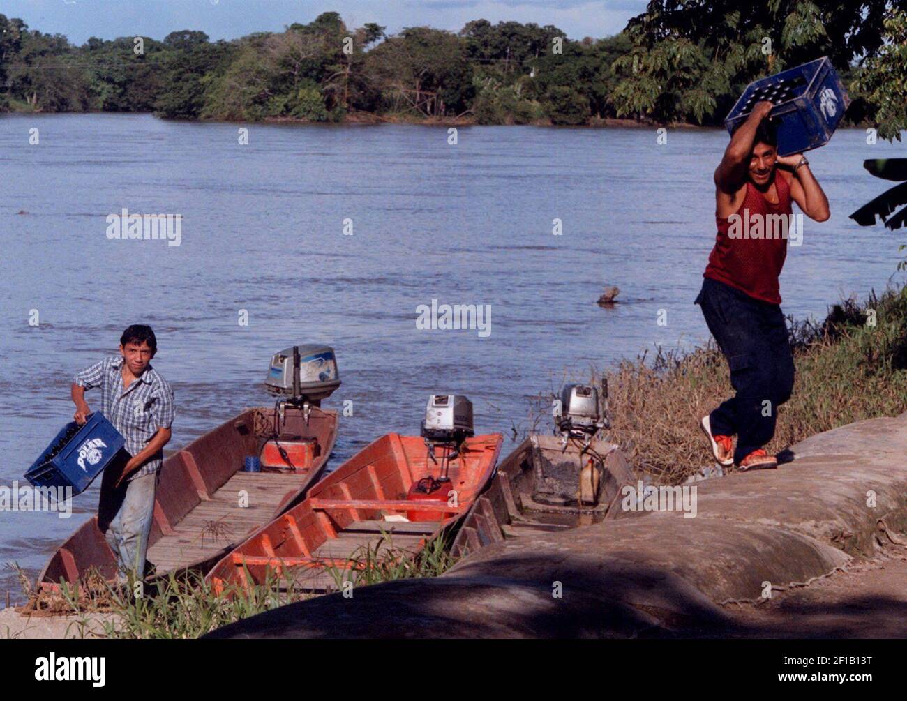 KRT WORLD NEWS STORY SLUGGED: COLOMBIA KRT PHOTO BY RAUL RUBIERA/MIAMI ...