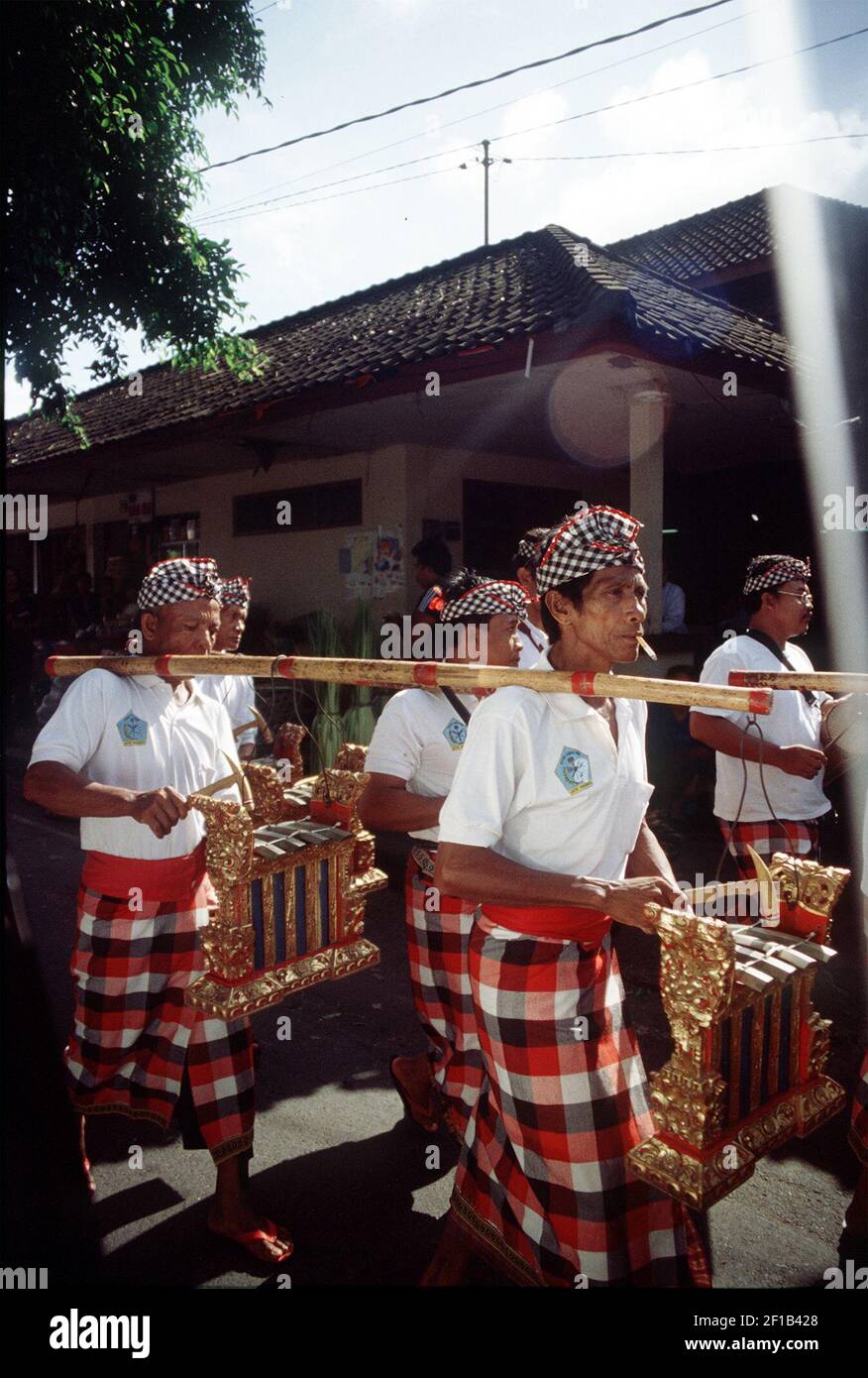 KRT TRAVEL STORY SLUGGED: BALI KRT PHOTO BY ROBERT CROSS/CHICAGO ...