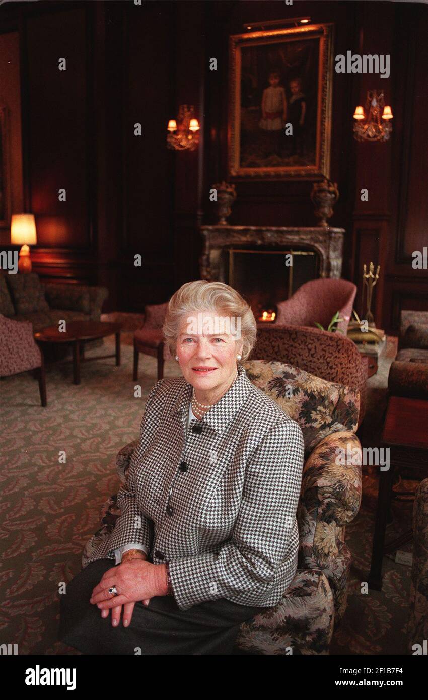 KRT BOOKS STORY SLUGGED: CHURCHILL KRT PHOTOGRAPH BY FRANCINE ORR ...