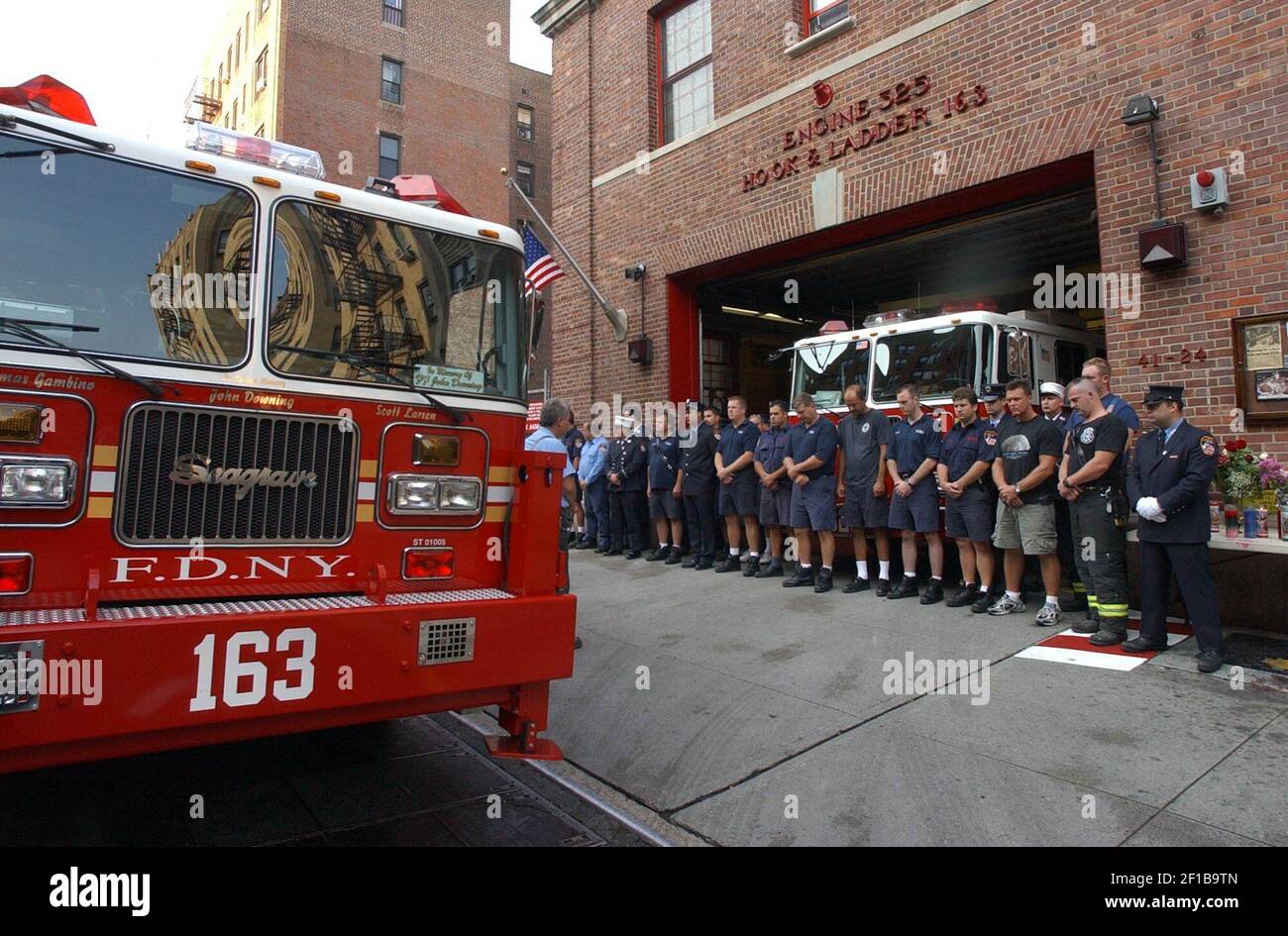 KRT US NEWS STORY SLUGGED: ATTACKS-NEWYORK KRT PHOTO BY KAREN SCHIELY ...