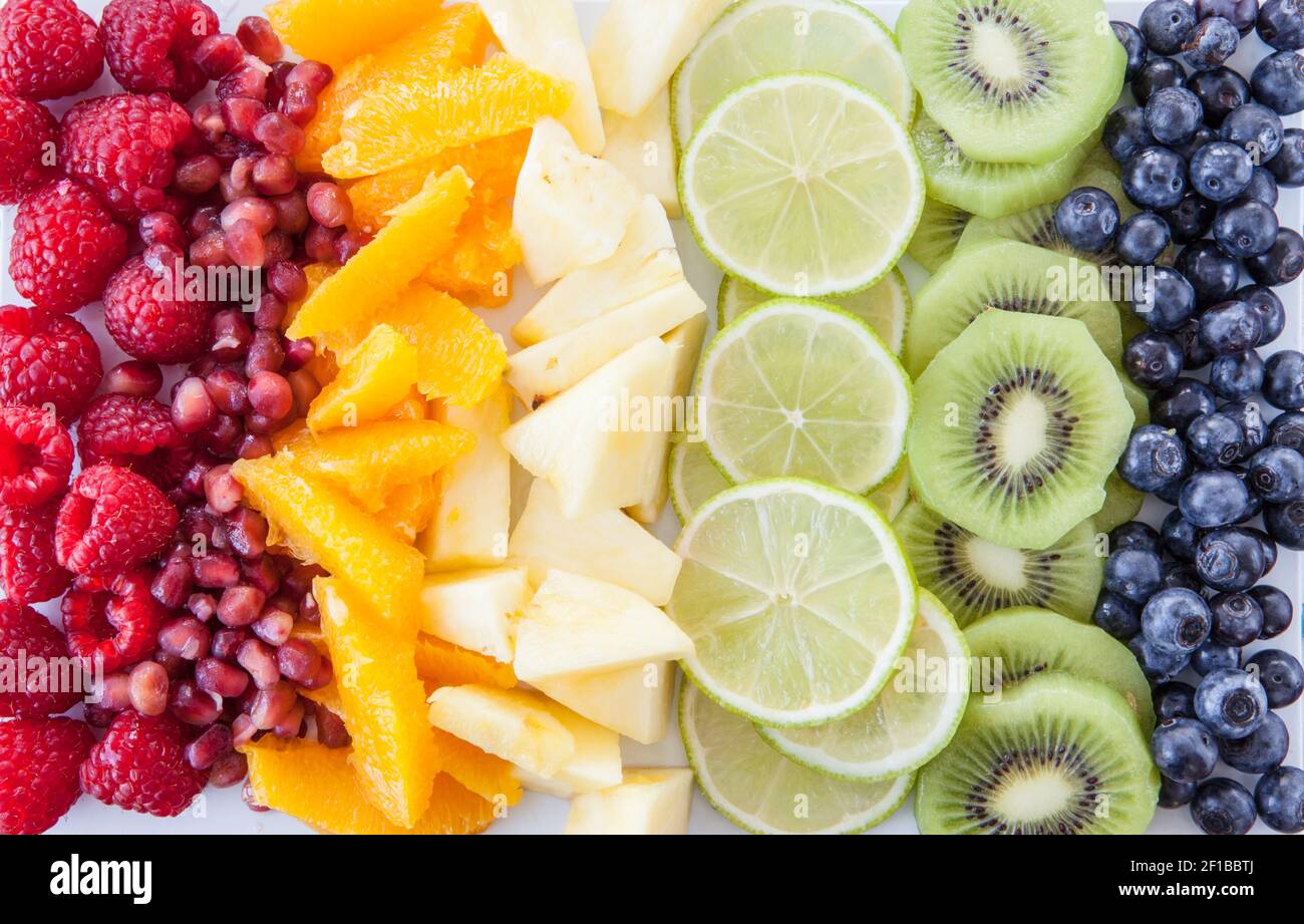 Fresh fruit rainbow Stock Photo - Alamy