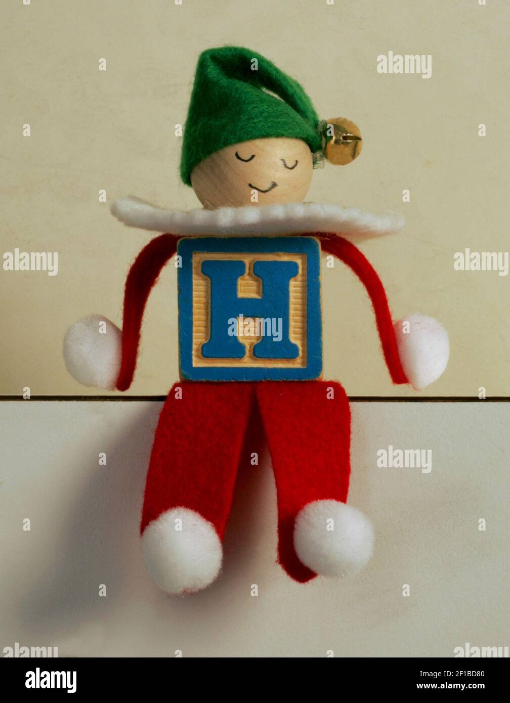 Joann Velickoff of North Canton, Ohio, created these cute elves made ...
