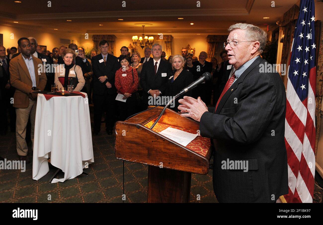 Former Congressman Conrad Burns of Montana speaks at a reception to ...