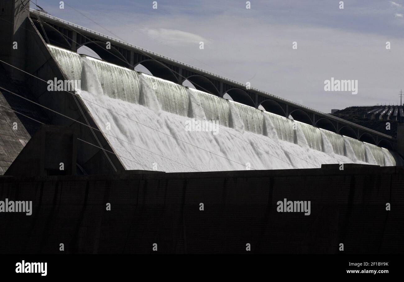 The Grand Coulee Dam is one of Washington state's hydroelectric wonders ...